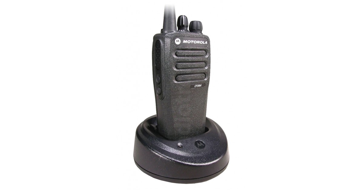 Motorola CP200d Analog/Digital Two Way Radio - Radiotronics Canada